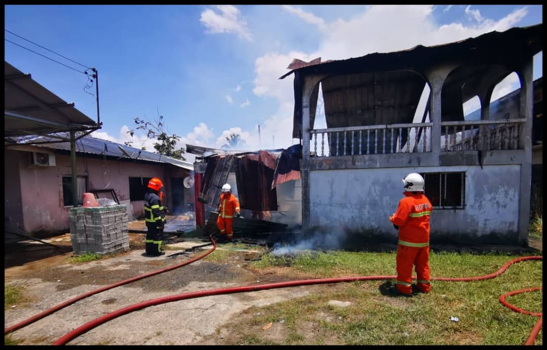 Anggota Bomba Terkena Renjatan Elektrik Ketika Padam Kebakaran Rumah ...